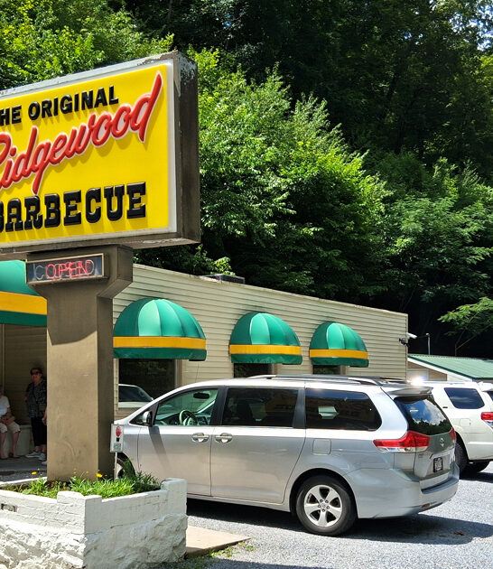 legendary bbq joints tennessee ftr