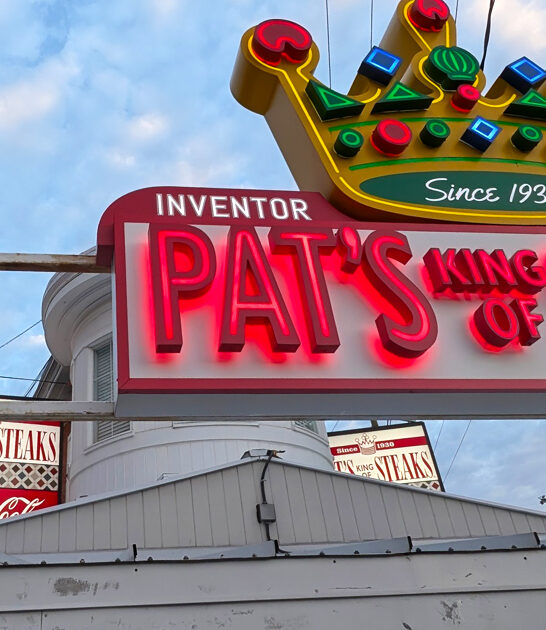 legendary restaurant pennsylvania cannoli ftr