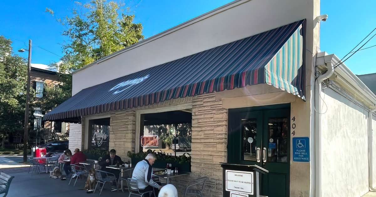 People Drive From All Over Georgia To Eat At This Legendary Southern ...