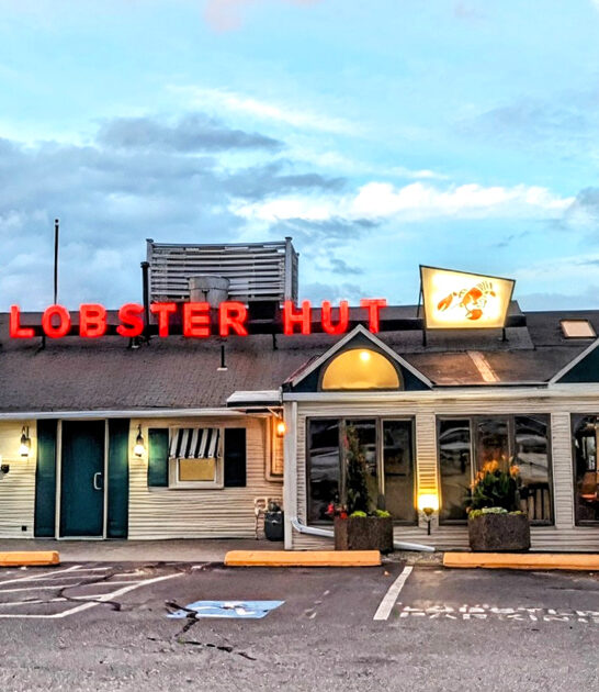 massachusetts locals lobster rolls ftr