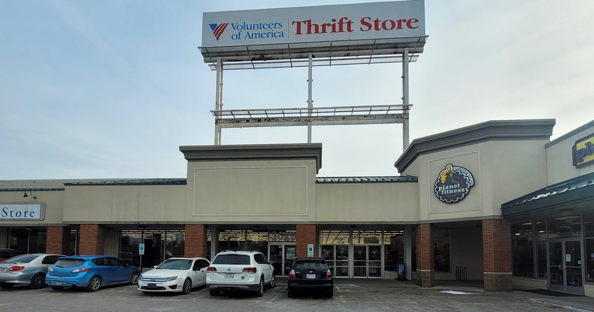 10 Enormous Thrift Stores In Ohio That’ll Make You Rethink What $20 Can Buy