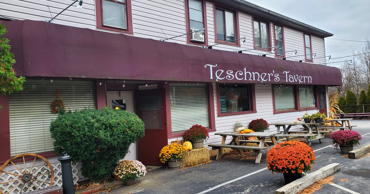 The Onion Soup At This Unassuming Tavern In Ohio Is Out-Of-This-World ...