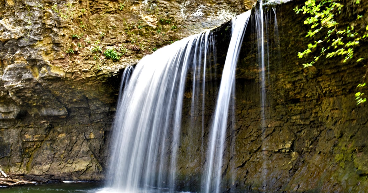 People Drive From All Over Ohio To See This Stunning Waterfall