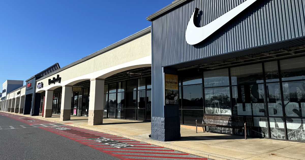 8 Massive Outlet Malls In Pennsylvania That Are Absolutely Worth The Drive
