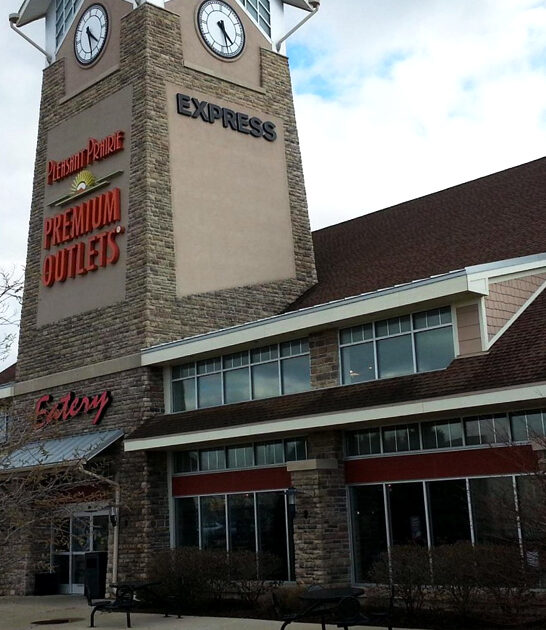 outlet malls wisconsin treasure ftr