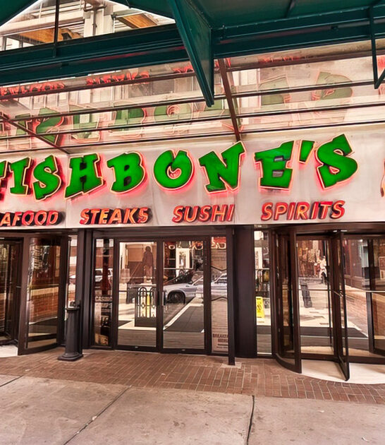 outrageous seafood restaurants michigan ftr