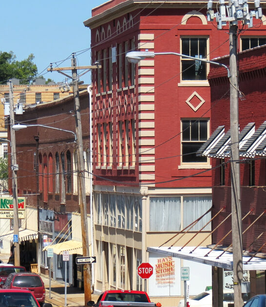 peaceful towns missouri retire ftr