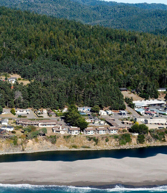 picturesque coastal town california ftr