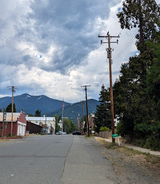 postcard mountain town california ftr