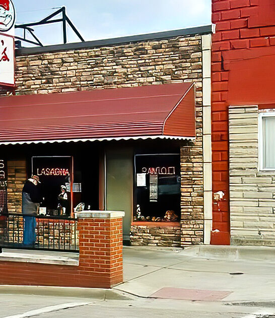 restaurant locals pizza ohio ftr