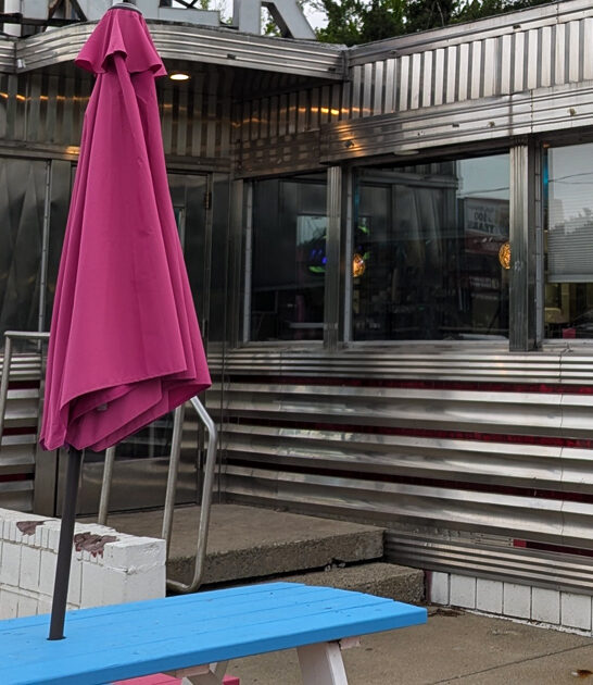 restaurant michigan small burger ftr