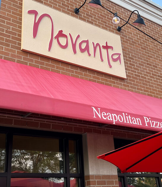 restaurants wisconsin delicious pizza FTR