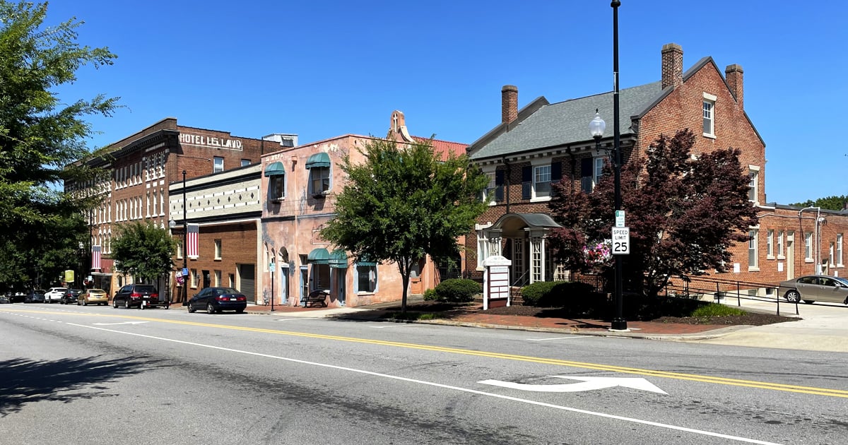 11 Affordable Cities In Virginia Where You Can Live On A Retiree's Budget