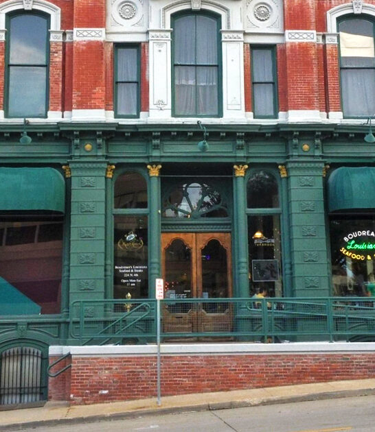 seafood restaurants locals missouri ftr