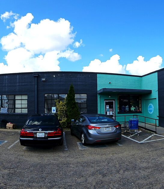 secondhand shop virginia treasures FTR
