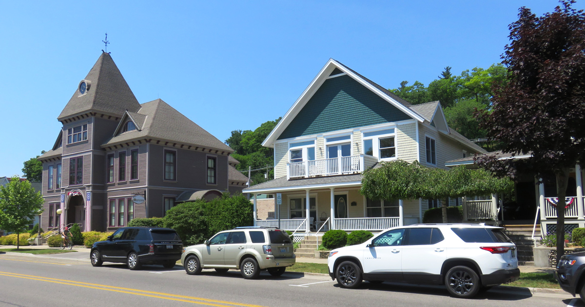 15 Slow-Paced Small Towns In Michigan Where Life Is Still Simple