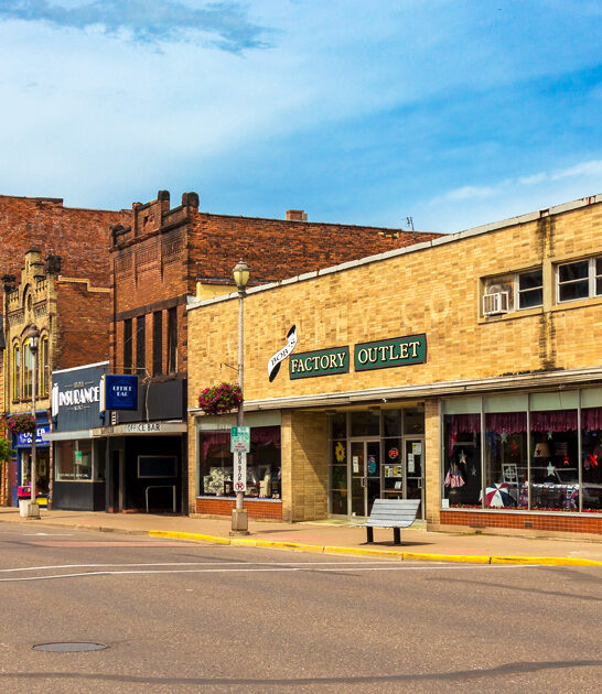 stunning towns wisconsin retire ftr