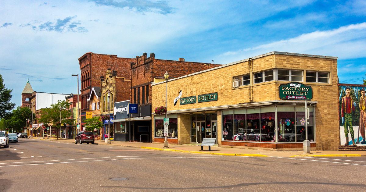 9 Stunning Towns In Wisconsin Where You Can Retire Comfortably On ...