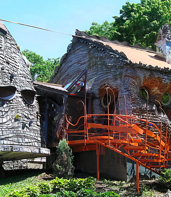 surreal mushroom house ohio ftr