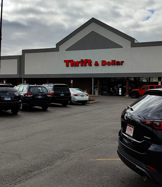 thrift store illinois gigantic ftr