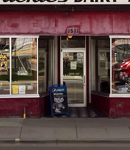 tiny restaurant wisconsin shakes ftr