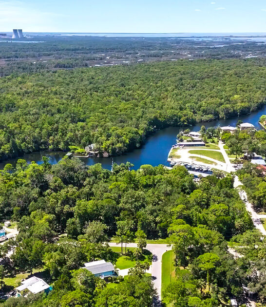 tiny town florida astonishing ftr
