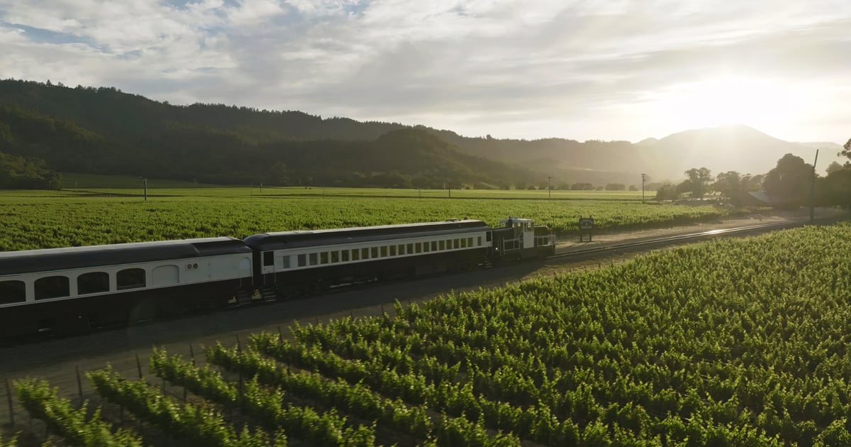 This Scenic Train Ride In California Will Give You Some Of The State’s ...