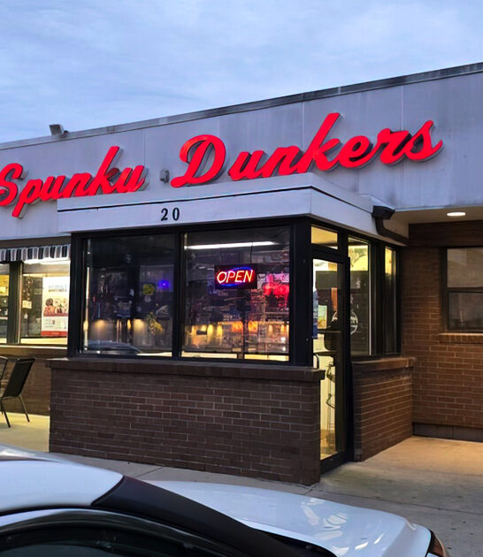 unassuming bakery illinois donuts ftr