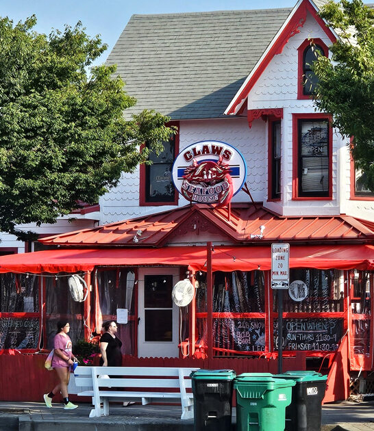 unassuming seafood restaurants delaware ftr