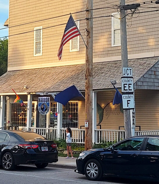 unassuming seafoods places wisconsin ftr