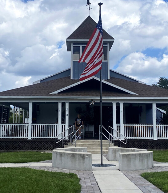 unpretentious florida cheeseburgers restaurant ftr