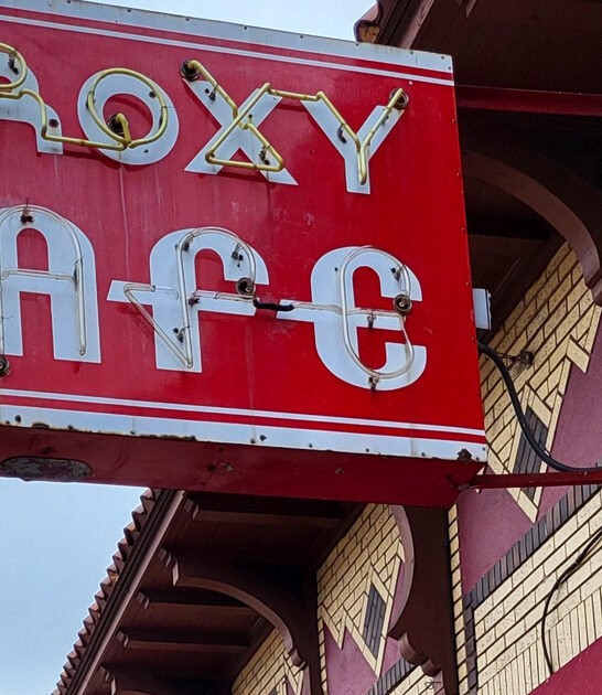 waffle cafe michigan ftr