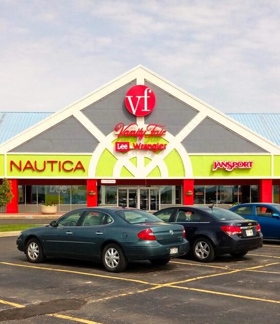 wisconsin gigantic outlet malls ftr