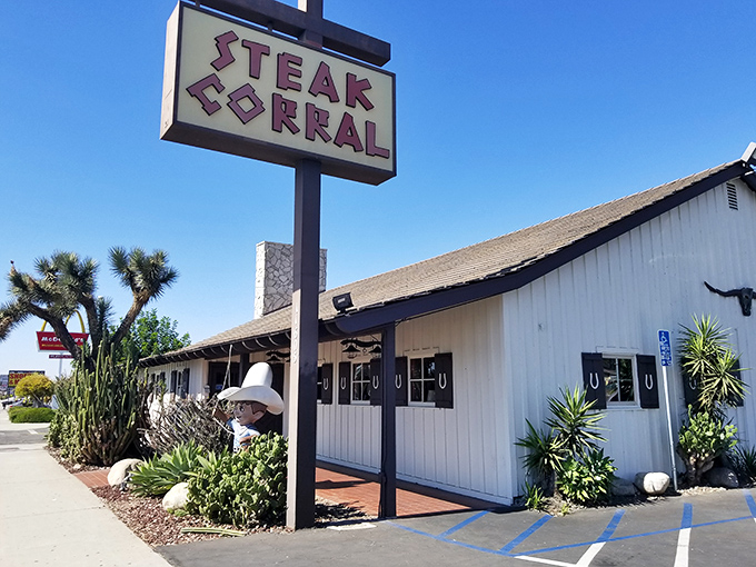 That iconic sign beckons like a beacon of beef salvation on Whittier Boulevard. No fancy redesigns needed when you've perfected the classics.