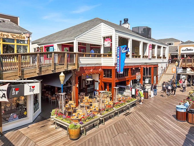 A two-story seafood haven nestled on Pier 39's wooden boardwalk, where San Francisco's maritime charm meets culinary excellence.