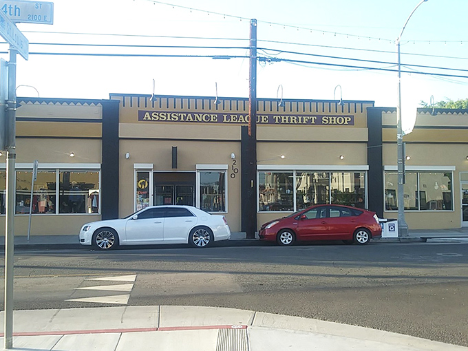 The navy blue and white fa&ccedil;ade of Assistance League Thrift & Vintage stands proudly on a Long Beach street, like a beacon calling to treasure hunters everywhere.