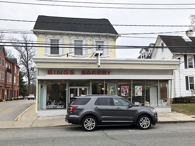 Winter or summer, rain or shine, this charming yellow and white facade has been Newark's sugar headquarters through the decades.