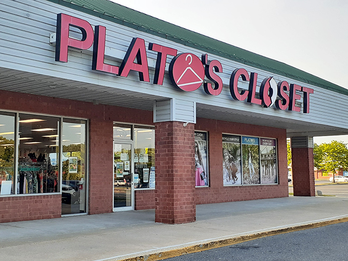 That familiar red storefront beckons like a beacon for bargain hunters seeking fashion treasures.