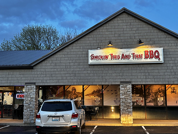 The unassuming exterior of Smokin' This and That BBQ hides culinary treasures within, like a smoke-scented speakeasy for BBQ enthusiasts.