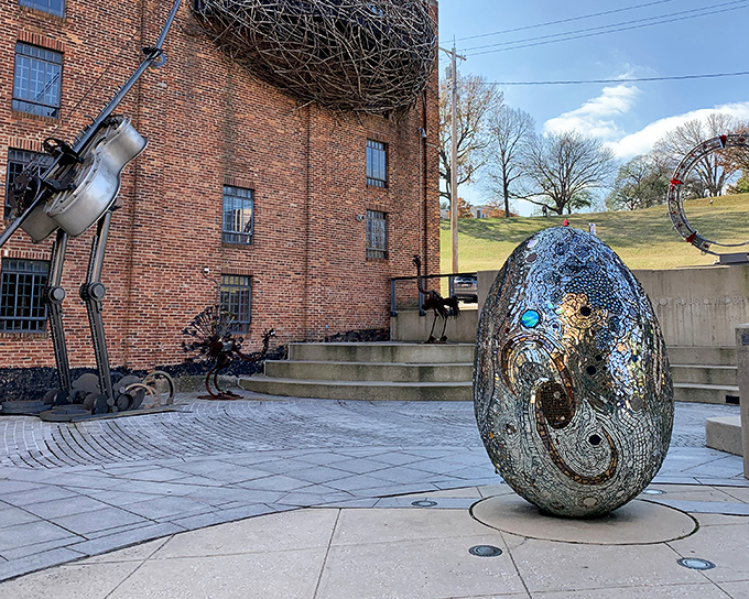 The museum's exterior gleams with a mesmerizing mosaic that transforms with the sunlight&mdash;architectural jazz that sets the perfect tone for the wonderland within.