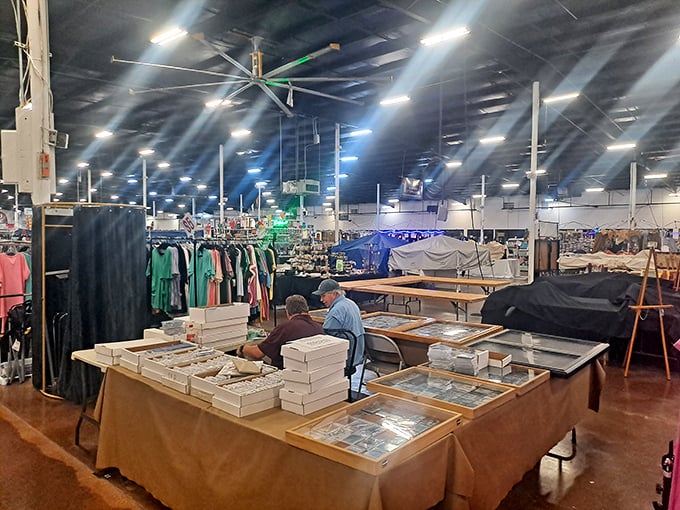 Step inside and prepare to get lost in nostalgia &mdash; rows of collectibles, vintage finds, and hidden gems make this flea market a treasure hunter&rsquo;s dream come true.
