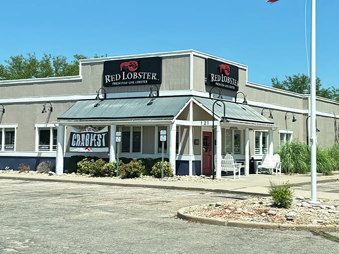 The coastal mirage of the prairie! Red Lobster's Kearney outpost stands like a seafood lighthouse beckoning hungry travelers from Interstate 80.
