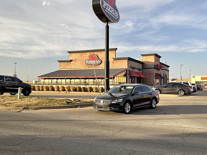 A second location with the same promise: bringing coastal flavors to the heartland under that unmistakable red and brick exterior.