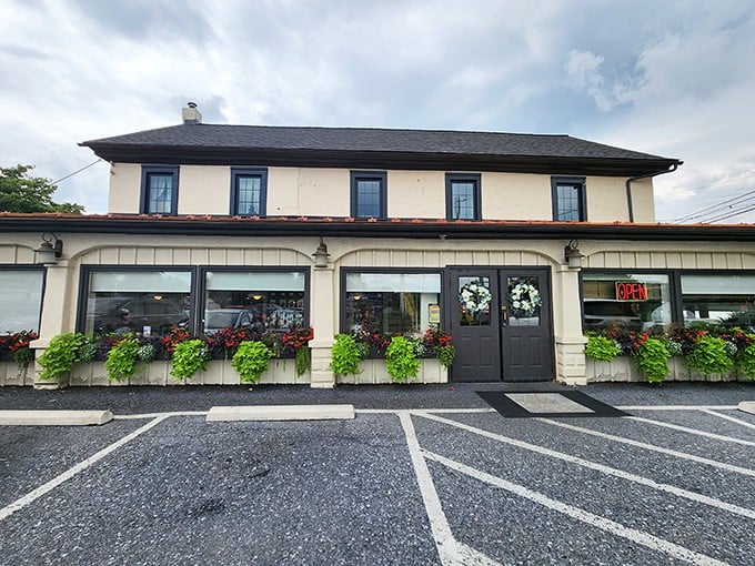 The cream-colored exterior of Brickerville House welcomes you like an old friend, with flower boxes that say "come in, we've been expecting you!"