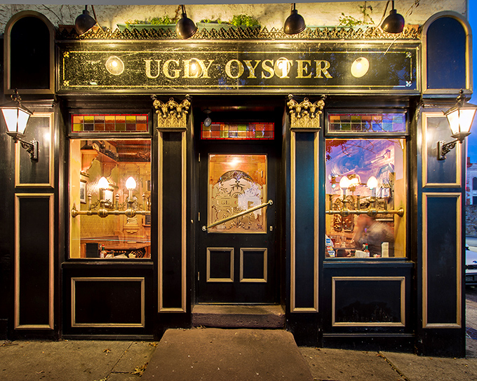 That black and gold exterior isn't just eye-catching&mdash;it's basically a lighthouse for landlocked seafood lovers navigating downtown Reading.