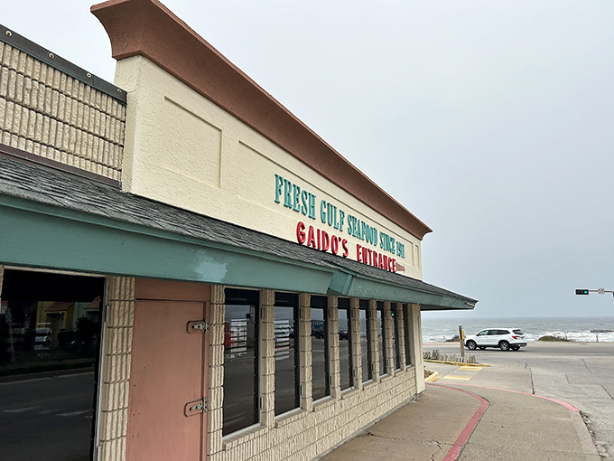 Gaido's Pelican Club promises "Fresh Gulf Seafood" with a perfect waterfront view&mdash;where ocean-to-table isn't just marketing, it's tradition.