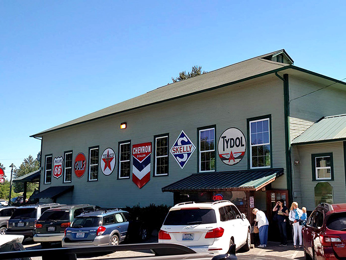 Those vintage gas station signs aren't just decoration&mdash;they're a declaration that breakfast here is worth the scenic drive through Snohomish County.