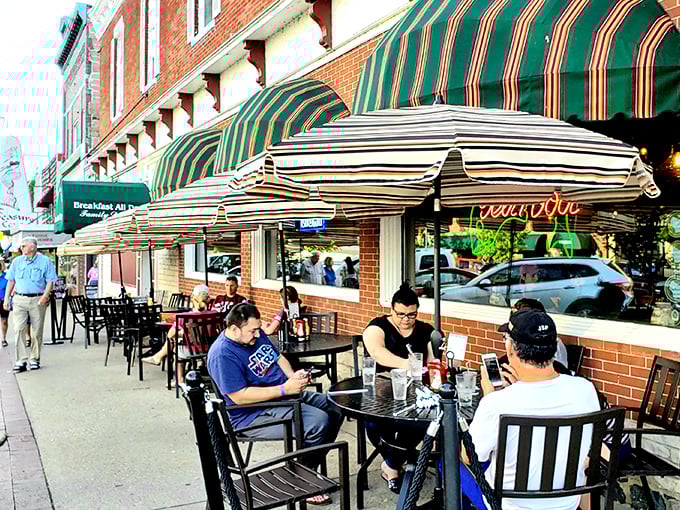 Those classic striped awnings aren&rsquo;t just for show&mdash;they&rsquo;re like a beacon calling hungry travelers home to Lake Geneva&rsquo;s beloved sidewalk scene.