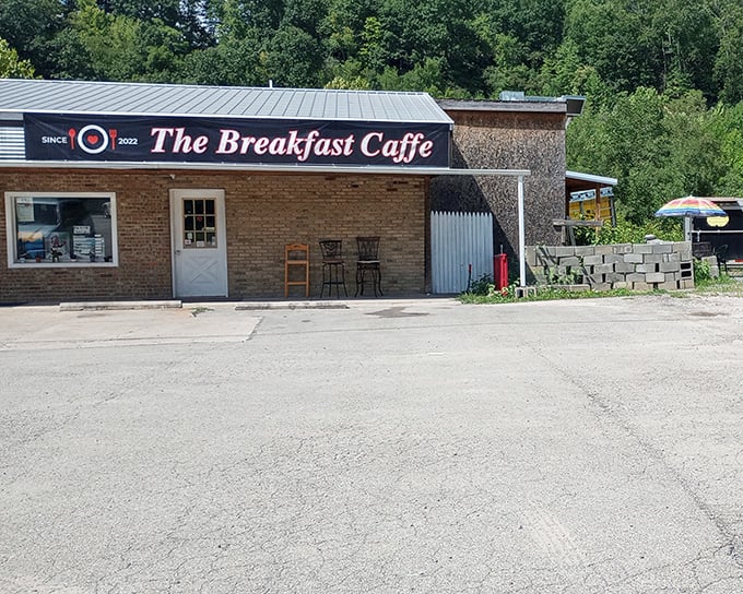 Like finding a secret breakfast society, this modest roadside building houses morning magic that locals have been quietly enjoying.