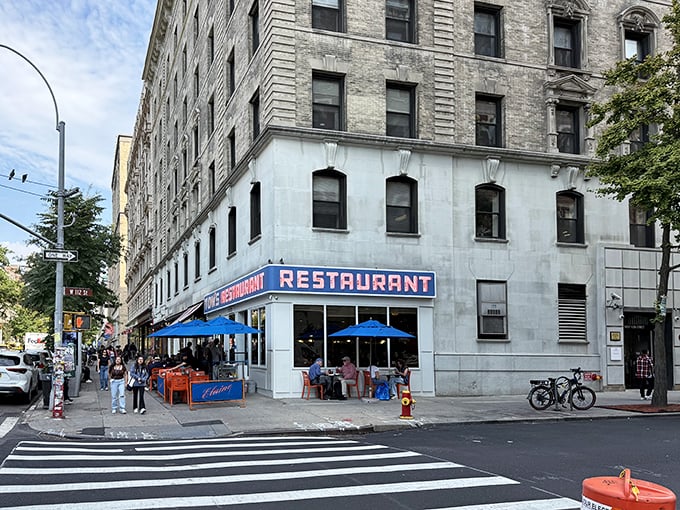 Where "Seinfeld" meets sustenance! Tom's corner location has been feeding hungry New Yorkers and nostalgic TV fans for generations with equal parts charm and comfort.